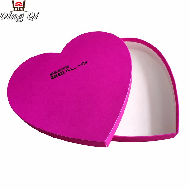 Heart-shaped cardboard box - Flexible packaging pouches manfacturers